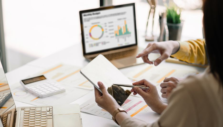 About us - BAYOOSOFT